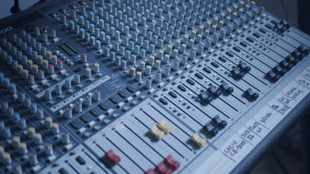 The 10 Most Famous Record Producers - ForTheLoveOfBands